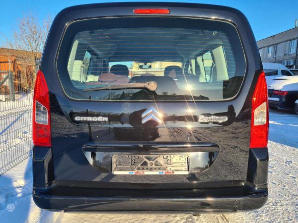 Melns Citroen Berlingo 2008 Kauņa, ar dzinēja tilpumu 1.60 L un nobraukumu 226 tūkst. km par 3950 €, foto 8 vietnē AUTOMOTO.COM.LV