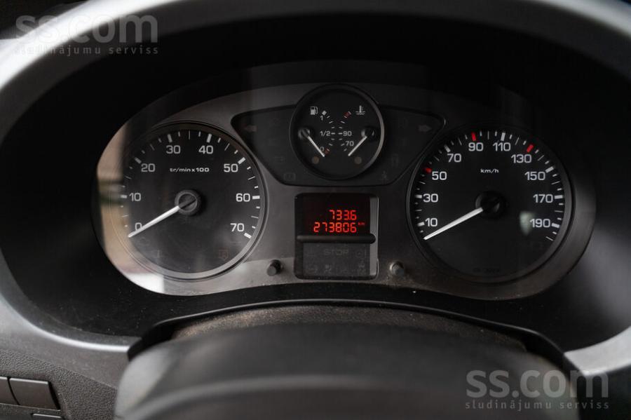 Black Citroen Berlingo 2009 in Liepaja, with an engine capacity of 1.60 L and mileage of 274 thousand km for 3900 €, photo 18 on AUTOMOTO.COM.LV