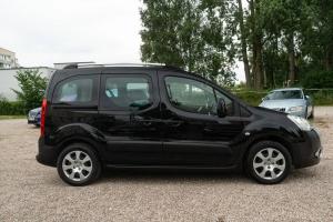 Melns Citroen Berlingo 2009 Liepāja, ar dzinēja tilpumu 1.60 L un nobraukumu 274 tūkst. km par 3900 €, foto 5 vietnē AUTOMOTO.COM.LV