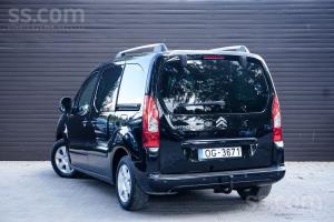 Black Citroen Berlingo 2010 in Riga, with an engine capacity of 1.60 L and mileage of 225 thousand km for 3890 €, photo 5 on AUTOMOTO.COM.LV