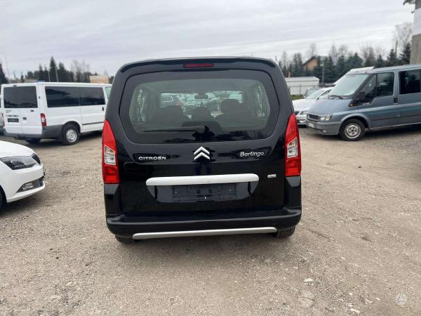 Black Citroen Berlingo 2011 in Utena, with an engine capacity of 1.50 L and mileage of 201 thousand km for 4500 €, photo 6 on AUTOMOTO.COM.LV