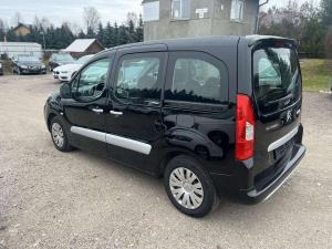 Melns Citroen Berlingo 2011 Utena, ar dzinēja tilpumu 1.50 L un nobraukumu 201 tūkst. km par 4450 €, foto 6 vietnē AUTOMOTO.COM.LV