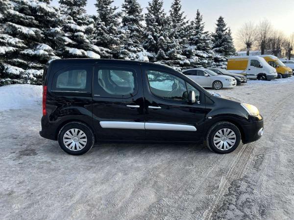 Melns Citroen Berlingo 2011 Utena, ar dzinēja tilpumu 1.50 L un nobraukumu 201 tūkst. km par 4450 €, foto 9 vietnē AUTOMOTO.COM.LV