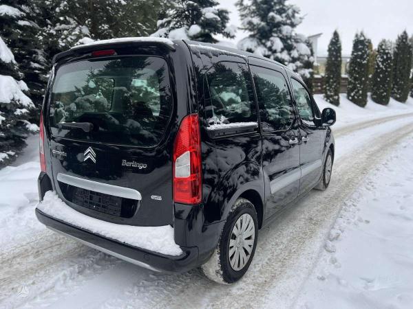 Black Citroen Berlingo 2011 in Utena, with an engine capacity of 1.50 L and mileage of 205 thousand km for 4500 €, photo 6 on AUTOMOTO.COM.LV