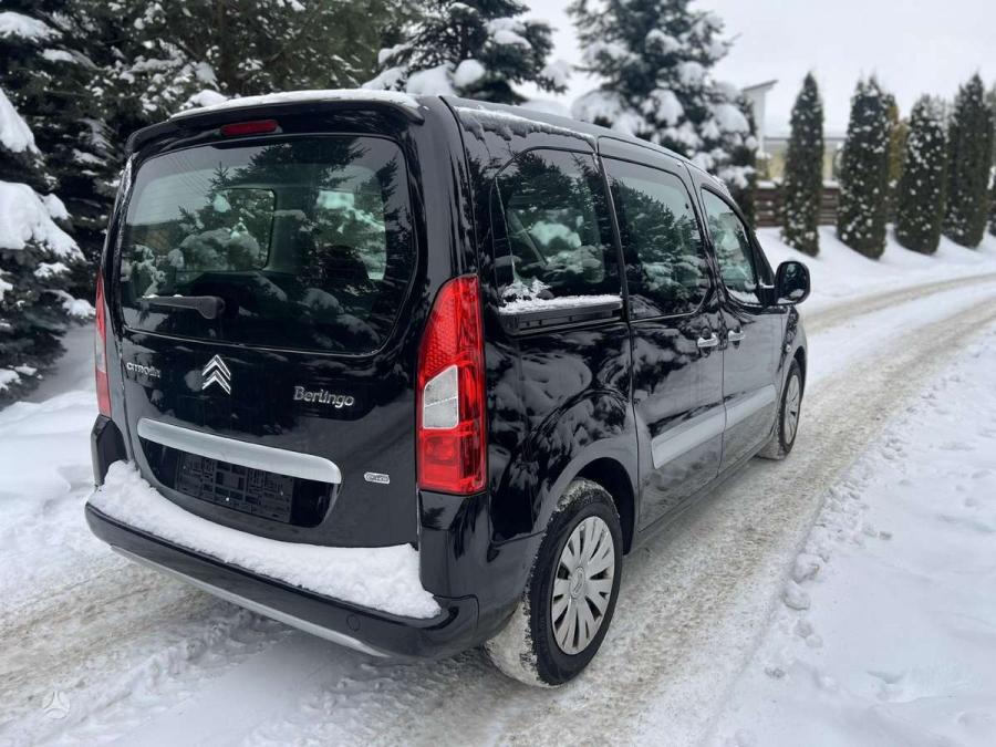 Black Citroen Berlingo 2011 in Utena, with an engine capacity of 1.50 L and mileage of 205 thousand km for 4500 €, photo 6 on AUTOMOTO.COM.LV