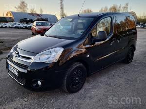 Melns Citroen Berlingo 2011 Rīga, ar dzinēja tilpumu 1.60 L un nobraukumu 0 tūkst. km par 3990 €, foto  vietnē AUTOMOTO.COM.LV