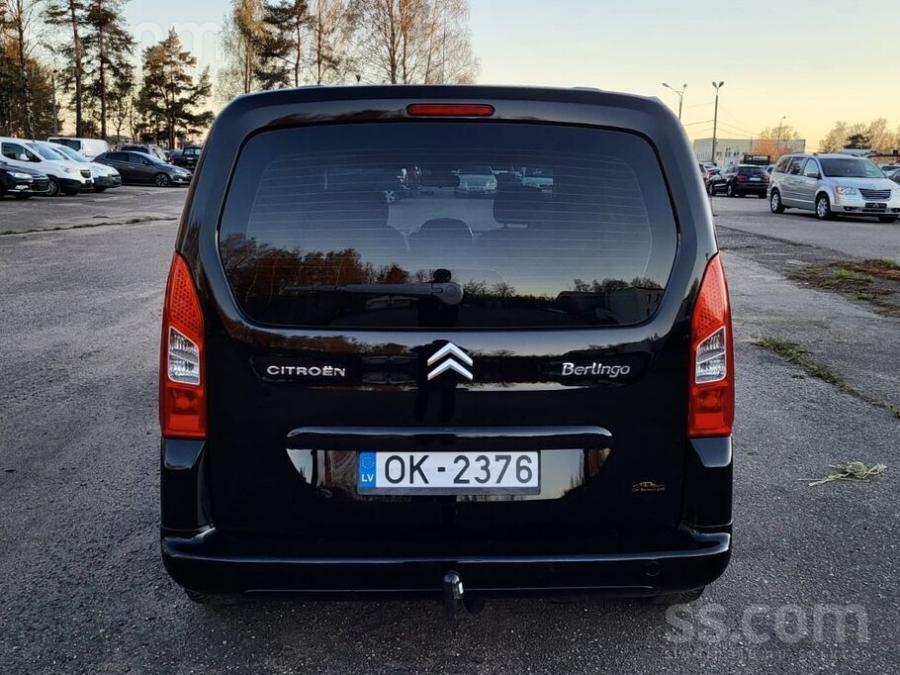 Melns Citroen Berlingo 2011 Rīga, ar dzinēja tilpumu 1.60 L un nobraukumu 0 tūkst. km par 3990 €, foto 18 vietnē AUTOMOTO.COM.LV