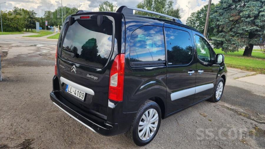Melns Citroen Berlingo 2011 Ogre, ar dzinēja tilpumu 1.60 L un nobraukumu 285 tūkst. km par 3500 €, foto 8 vietnē AUTOMOTO.COM.LV