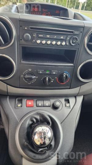 Melns Citroen Berlingo 2011 Ogre, ar dzinēja tilpumu 1.60 L un nobraukumu 285 tūkst. km par 3500 €, foto 21 vietnē AUTOMOTO.COM.LV