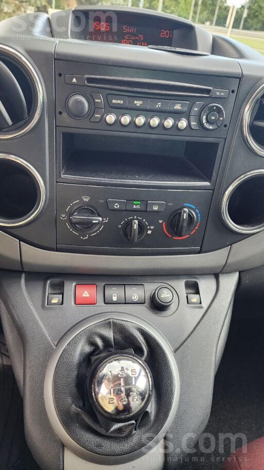 Melns Citroen Berlingo 2011 Ogre, ar dzinēja tilpumu 1.60 L un nobraukumu 285 tūkst. km par 3500 €, foto 21 vietnē AUTOMOTO.COM.LV