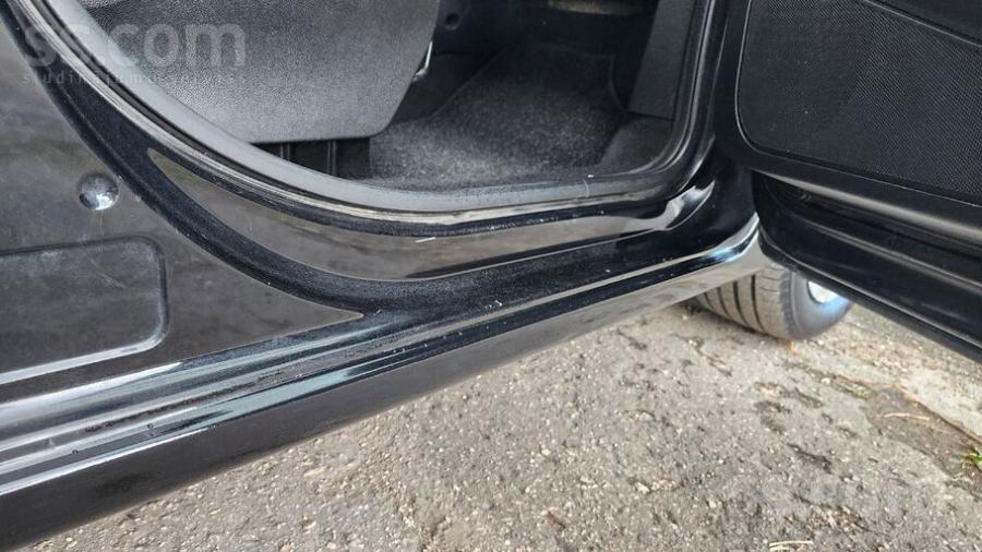 Melns Citroen Berlingo 2011 Ogre, ar dzinēja tilpumu 1.60 L un nobraukumu 285 tūkst. km par 3500 €, foto 24 vietnē AUTOMOTO.COM.LV