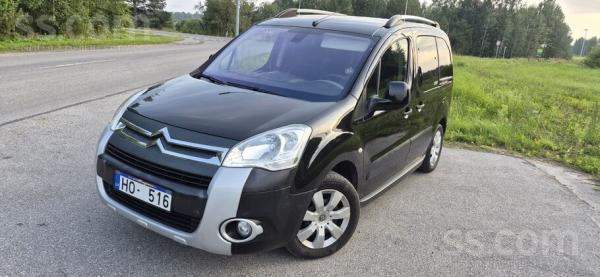 Melns Citroen Berlingo 2011 Limbaži, ar dzinēja tilpumu 1.60 L un nobraukumu 274 tūkst. km par 5800 €, foto 1 vietnē AUTOMOTO.COM.LV