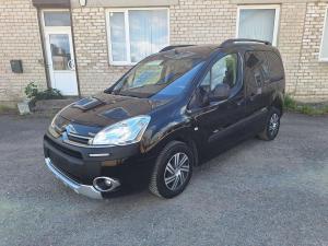 Melns Citroen Berlingo 2013 Tauragė, ar dzinēja tilpumu 1.56 L un nobraukumu 162 tūkst. km par 4100 €, foto  vietnē AUTOMOTO.COM.LV