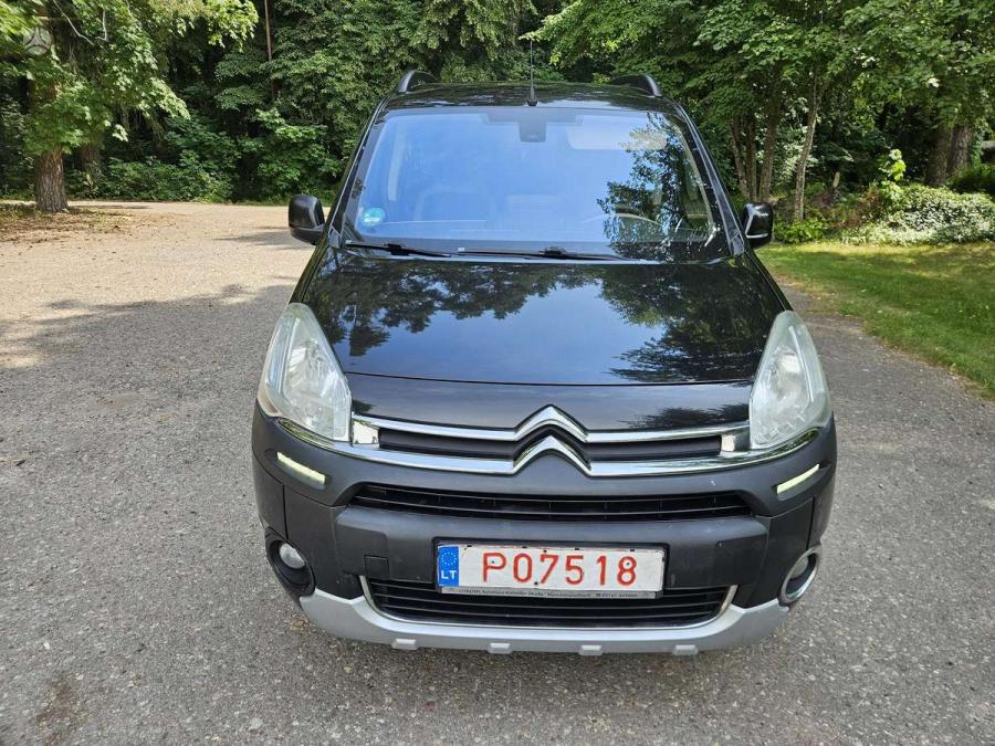 Melns Citroen Berlingo 2013 Prienai, ar dzinēja tilpumu 1.60 L un nobraukumu 249 tūkst. km par 4650 €, foto 1 vietnē AUTOMOTO.COM.LV