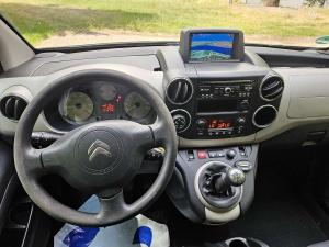 Melns Citroen Berlingo 2013 Prienai, ar dzinēja tilpumu 1.60 L un nobraukumu 249 tūkst. km par 4650 €, foto 11 vietnē AUTOMOTO.COM.LV