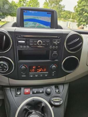 Melns Citroen Berlingo 2013 Prienai, ar dzinēja tilpumu 1.60 L un nobraukumu 249 tūkst. km par 4650 €, foto 14 vietnē AUTOMOTO.COM.LV