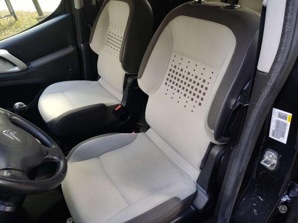 Black Citroen Berlingo 2014 in Prienai, with an engine capacity of 1.56 L and mileage of 265 thousand km for 4300 €, photo 11 on AUTOMOTO.COM.LV