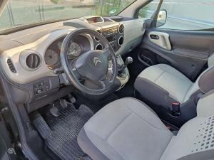Black Citroen Berlingo 2014 in Kaunas, with an engine capacity of 1.56 L and mileage of 260 thousand km for 4900 €, photo 6 on AUTOMOTO.COM.LV