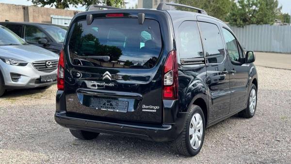 Black Citroen Berlingo 2015 in Telschi, with an engine capacity of 1.56 L and mileage of 193 thousand km for 6700 €, photo 6 on AUTOMOTO.COM.LV