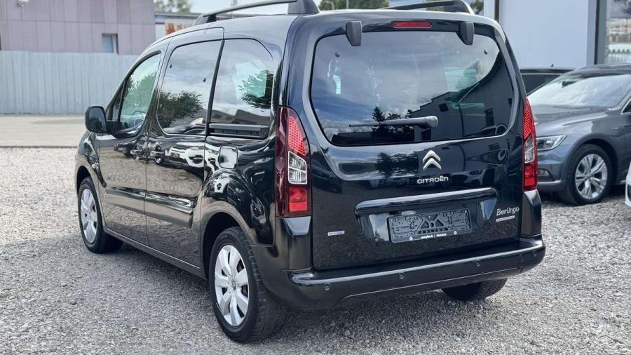 Black Citroen Berlingo 2015 in Telschi, with an engine capacity of 1.56 L and mileage of 193 thousand km for 6700 €, photo 9 on AUTOMOTO.COM.LV