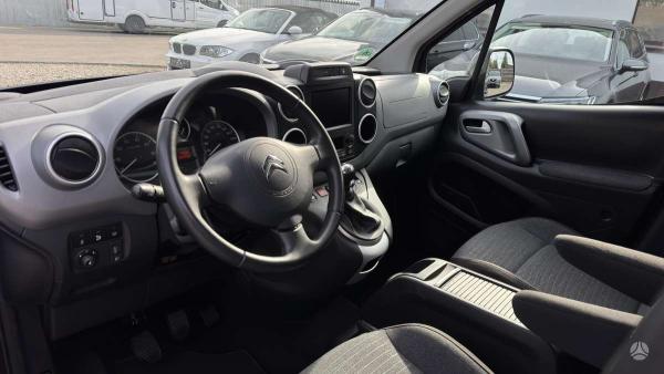 Black Citroen Berlingo 2015 in Telschi, with an engine capacity of 1.56 L and mileage of 193 thousand km for 6700 €, photo 10 on AUTOMOTO.COM.LV