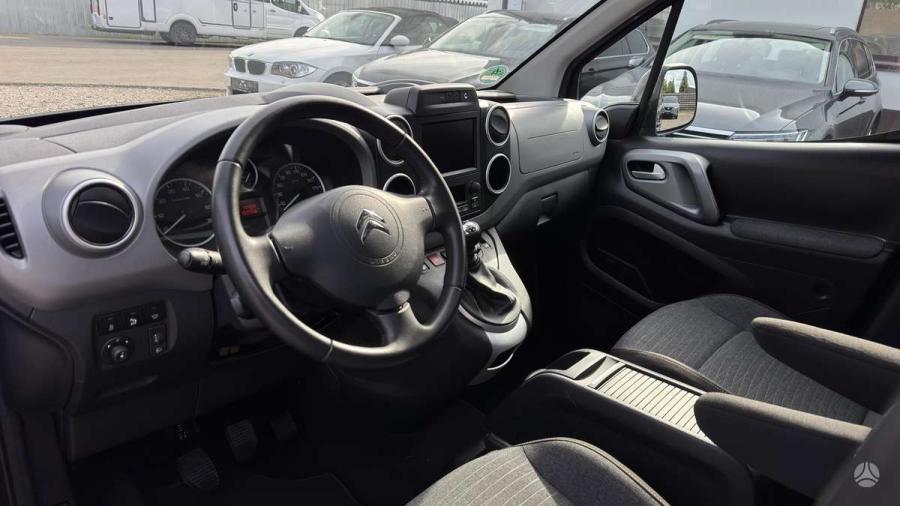 Black Citroen Berlingo 2015 in Telschi, with an engine capacity of 1.56 L and mileage of 193 thousand km for 6700 €, photo 11 on AUTOMOTO.COM.LV