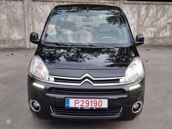Black Citroen Berlingo 2015 in Vilnius, with an engine capacity of 1.56 L and mileage of 275 thousand km for 4200 €, photo 5 on AUTOMOTO.COM.LV