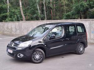 Black Citroen Berlingo 2015 in Vilnius, with an engine capacity of 1.56 L and mileage of 275 thousand km for 4200 €, photo 6 on AUTOMOTO.COM.LV