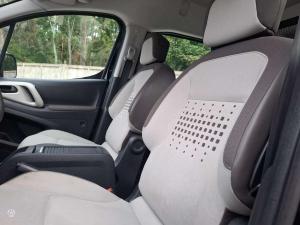 Black Citroen Berlingo 2015 in Vilnius, with an engine capacity of 1.56 L and mileage of 275 thousand km for 4200 €, photo 17 on AUTOMOTO.COM.LV