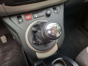 Black Citroen Berlingo 2015 in Vilnius, with an engine capacity of 1.56 L and mileage of 275 thousand km for 4200 €, photo 18 on AUTOMOTO.COM.LV