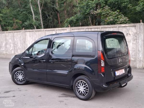 Black Citroen Berlingo 2015 in Vilnius, with an engine capacity of 1.60 L and mileage of 275 thousand km for 4200 €, photo 6 on AUTOMOTO.COM.LV