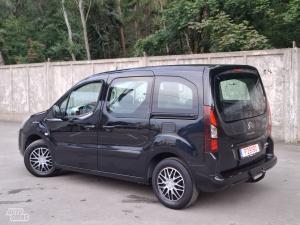 Black Citroen Berlingo 2015 in Vilnius, with an engine capacity of 1.60 L and mileage of 275 thousand km for 4200 €, photo 6 on AUTOMOTO.COM.LV