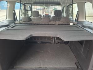 Black Citroen Berlingo 2015 in Vilnius, with an engine capacity of 1.60 L and mileage of 275 thousand km for 4200 €, photo 28 on AUTOMOTO.COM.LV