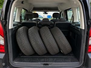 Melns Citroen Berlingo 2016 Pakruojis, ar dzinēja tilpumu 1.60 L un nobraukumu 186 tūkst. km par 5200 €, foto 8 vietnē AUTOMOTO.COM.LV