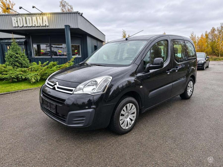 Melns Citroen Berlingo 2016 Pakruojis, ar dzinēja tilpumu 1.60 L un nobraukumu 186 tūkst. km par 5000 €, foto 1 vietnē AUTOMOTO.COM.LV