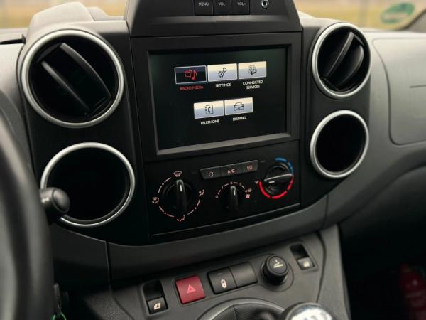 Black Citroen Berlingo 2017 in Riga, with an engine capacity of 1.20 L and mileage of 197 thousand km for 5990 €, photo 4 on AUTOMOTO.COM.LV