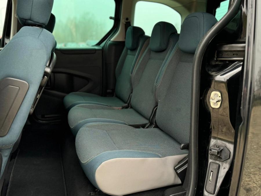 Melns Citroen Berlingo 2017 Rīga, ar dzinēja tilpumu 1.20 L un nobraukumu 197 tūkst. km par 5990 €, foto 20 vietnē AUTOMOTO.COM.LV