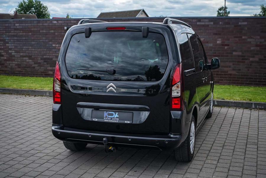 Melns Citroen Berlingo 2018 Marijampole, ar dzinēja tilpumu 1.20 L un nobraukumu 130 tūkst. km par 6950 €, foto 10 vietnē AUTOMOTO.COM.LV