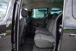 Melns Citroen Berlingo 2018 Marijampole, ar dzinēja tilpumu 1.20 L un nobraukumu 130 tūkst. km par 6950 €, foto 29 vietnē AUTOMOTO.COM.LV