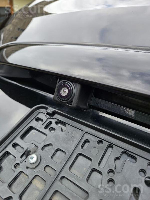 Melns Citroen Berlingo 2018 Talsi, ar dzinēja tilpumu 1.20 L un nobraukumu 152 tūkst. km par 5950 €, foto 10 vietnē AUTOMOTO.COM.LV