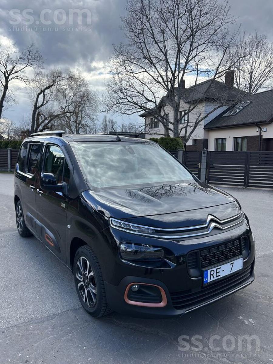 Melns Citroen Berlingo 2019 Jūrmala, ar dzinēja tilpumu 1.50 L un nobraukumu 92 tūkst. km par 15600 €, foto 3 vietnē AUTOMOTO.COM.LV