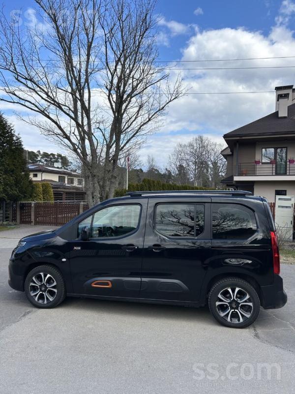 Melns Citroen Berlingo 2019 Jūrmala, ar dzinēja tilpumu 1.50 L un nobraukumu 92 tūkst. km par 15600 €, foto 5 vietnē AUTOMOTO.COM.LV