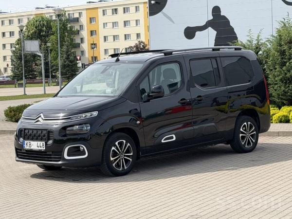 Melns Citroen Berlingo 2019 Rīga, ar dzinēja tilpumu 1.20 L un nobraukumu 100 tūkst. km par 15490 €, foto 3 vietnē AUTOMOTO.COM.LV