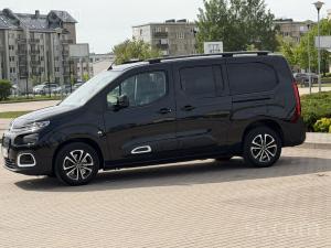 Black Citroen Berlingo 2019 in Riga, with an engine capacity of 1.20 L and mileage of 100 thousand km for 15490 €, photo 6 on AUTOMOTO.COM.LV