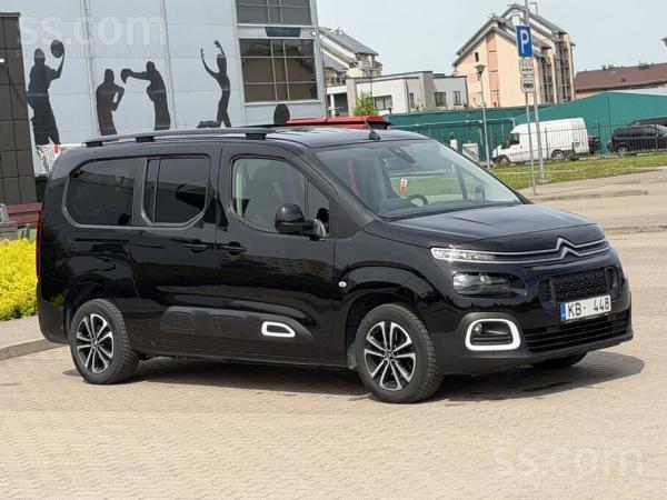 Melns Citroen Berlingo 2019 Rīga, ar dzinēja tilpumu 1.20 L un nobraukumu 100 tūkst. km par 15490 €, foto 7 vietnē AUTOMOTO.COM.LV
