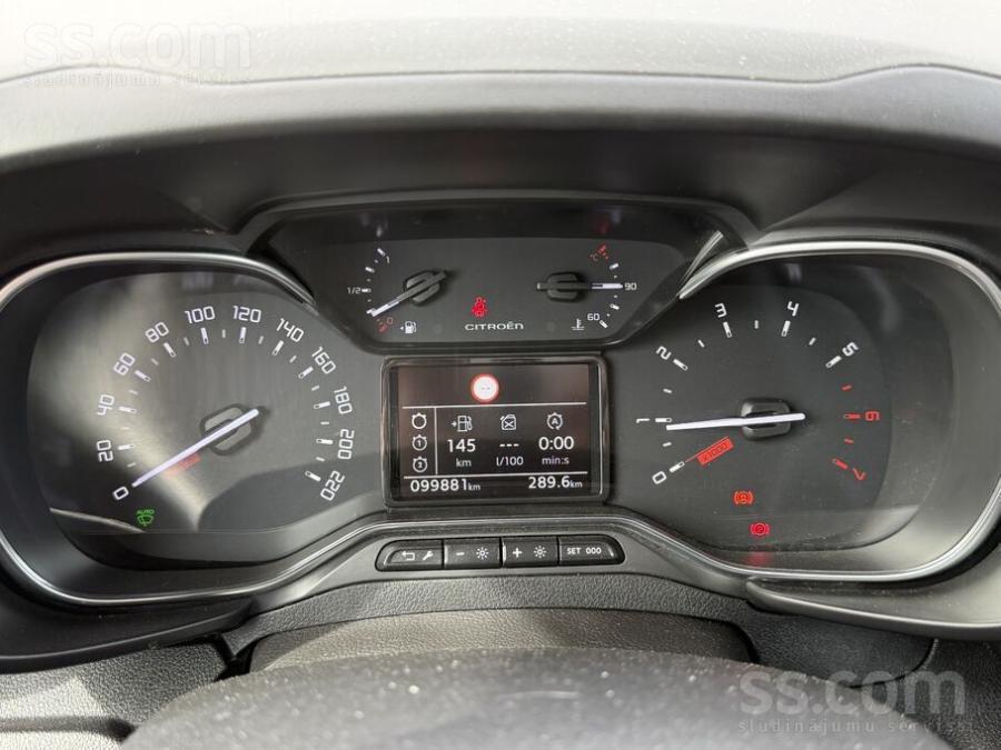 Black Citroen Berlingo 2019 in Riga, with an engine capacity of 1.20 L and mileage of 100 thousand km for 15490 €, photo 25 on AUTOMOTO.COM.LV