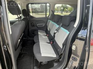 Black Citroen Berlingo 2019 in Riga, with an engine capacity of 1.20 L and mileage of 100 thousand km for 15490 €, photo 35 on AUTOMOTO.COM.LV