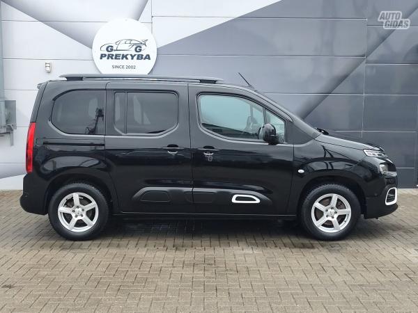 Black Citroen Berlingo 2021 in Ramuciai, with an engine capacity of 1.50 L and mileage of 98 thousand km for 11450 €, photo 5 on AUTOMOTO.COM.LV