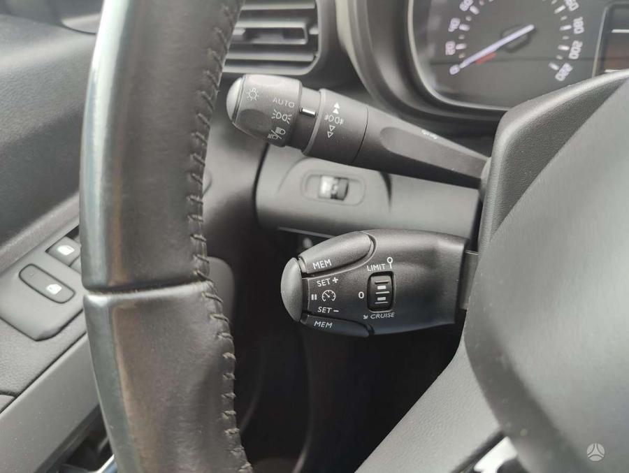 Melns Citroen Berlingo 2021 Viļņa, ar dzinēja tilpumu 1.20 L un nobraukumu 126 tūkst. km par 12250 €, foto 9 vietnē AUTOMOTO.COM.LV