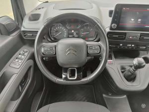 Melns Citroen Berlingo 2021 Viļņa, ar dzinēja tilpumu 1.20 L un nobraukumu 126 tūkst. km par 12250 €, foto 10 vietnē AUTOMOTO.COM.LV